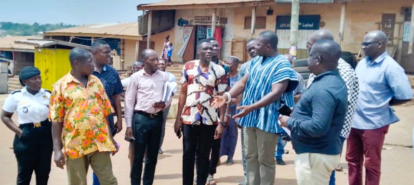 RELOCATION OF TRADERS FROM ASESEWA LORRY STATION TO ASESEWA MARKET ...